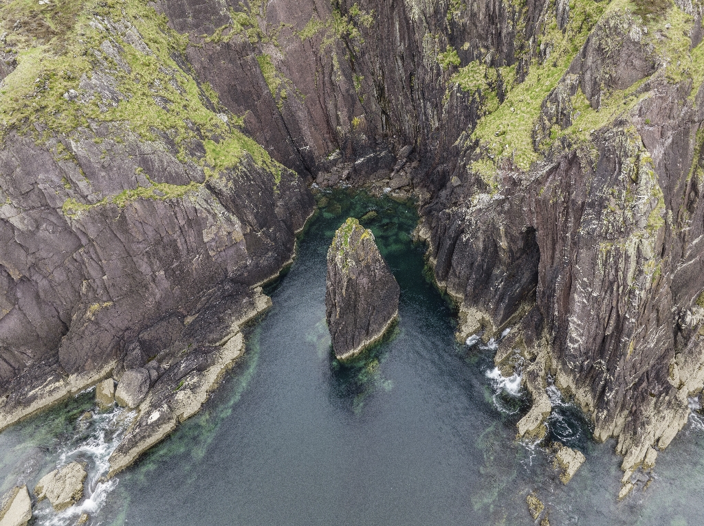 David Wong_Dingle Beach Stack – Viewpoint Photographic Art Center